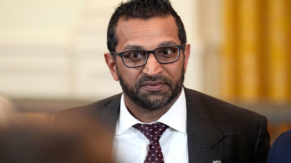 FBI director and deputy attorney general visit Minneapolis amid ongoing ...