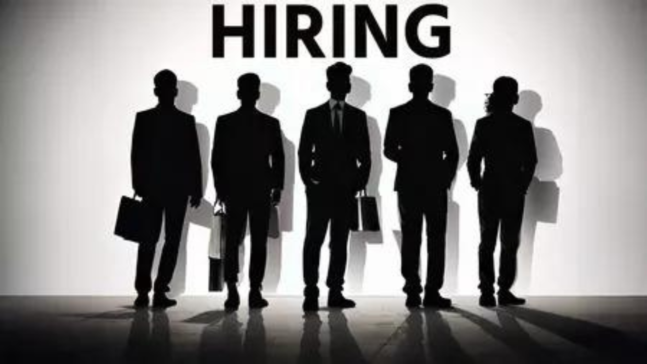 Tech wreck: Job cuts at TCS drag Big 5 IT companies' net hiring to 17 ...