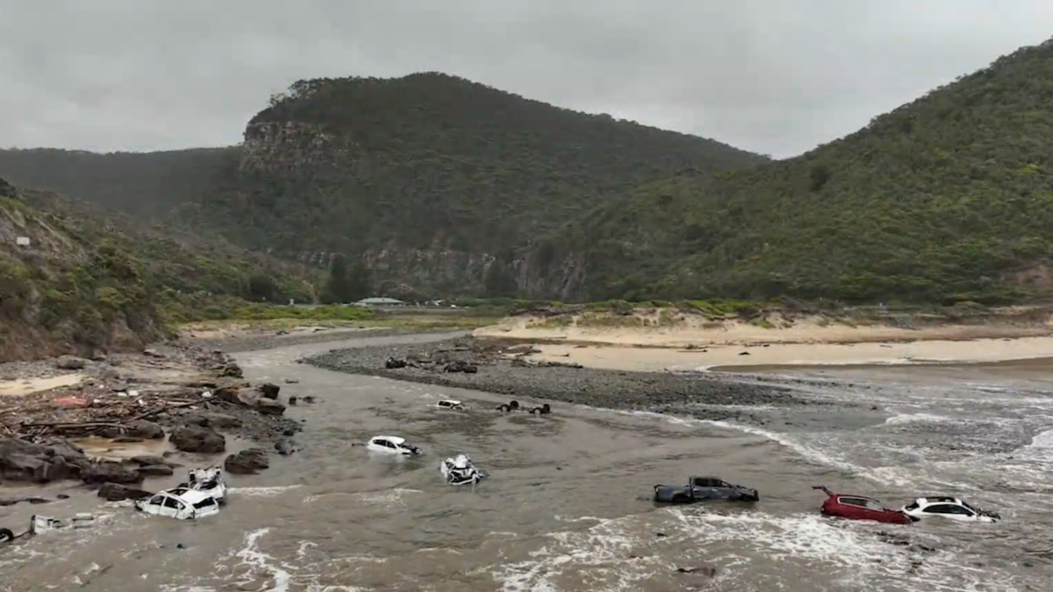 Road closures hinder clean-up efforts along Great Ocean Road
