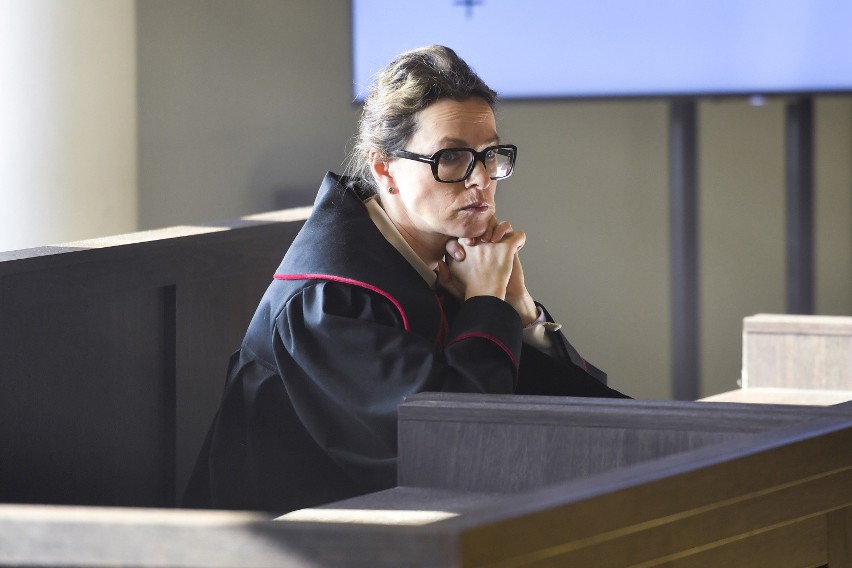 Przejście. Aleksandra Justa jest byłą żoną Zbigniewa Zamachowskiego ...