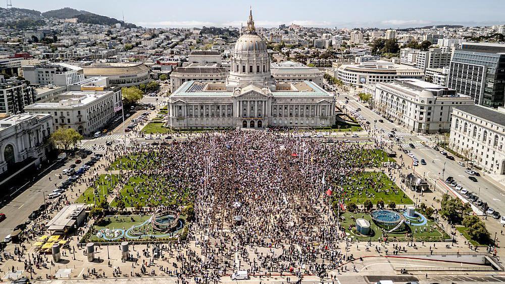 San Francisco event aims to top attendance record