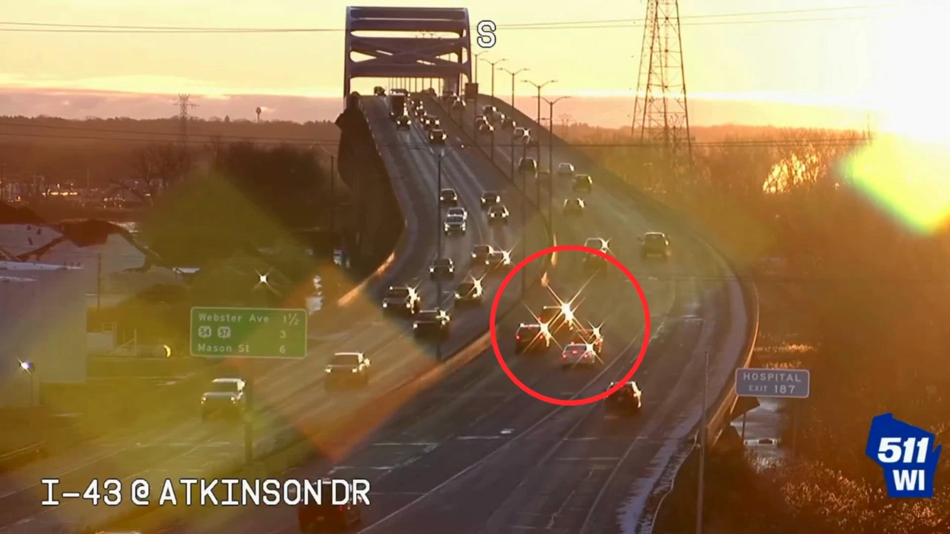 I-43 chain-reaction crash near Leo Frigo Bridge under investigation
