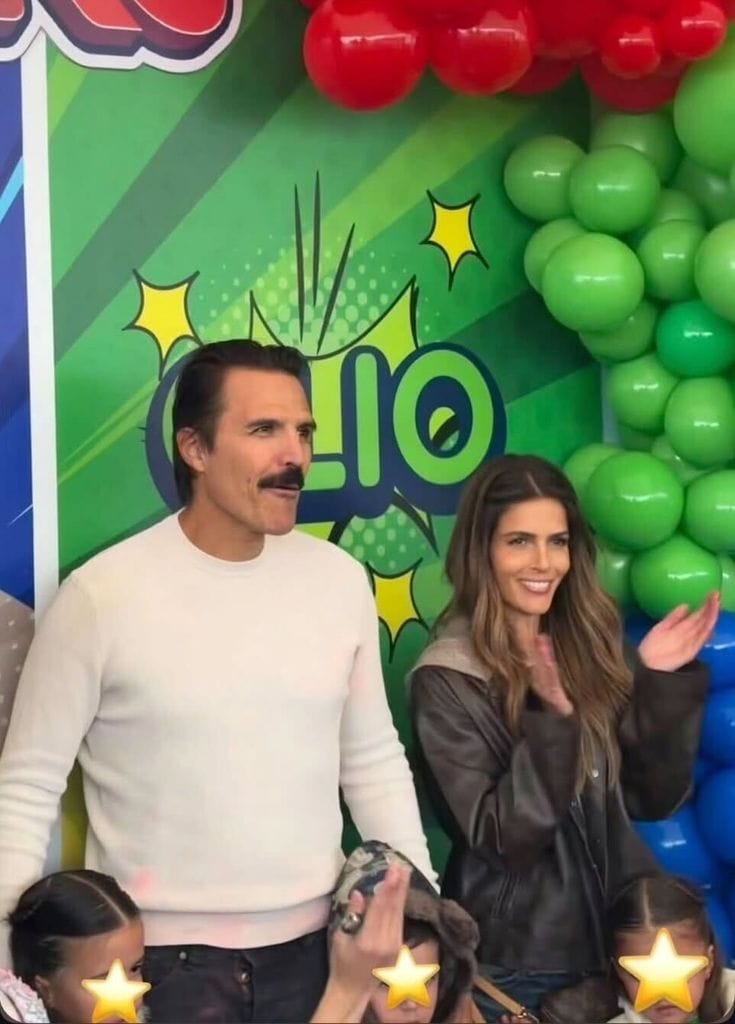 Claudia Álvarez y Billy Rovzar celebran con una gran fiesta el ...