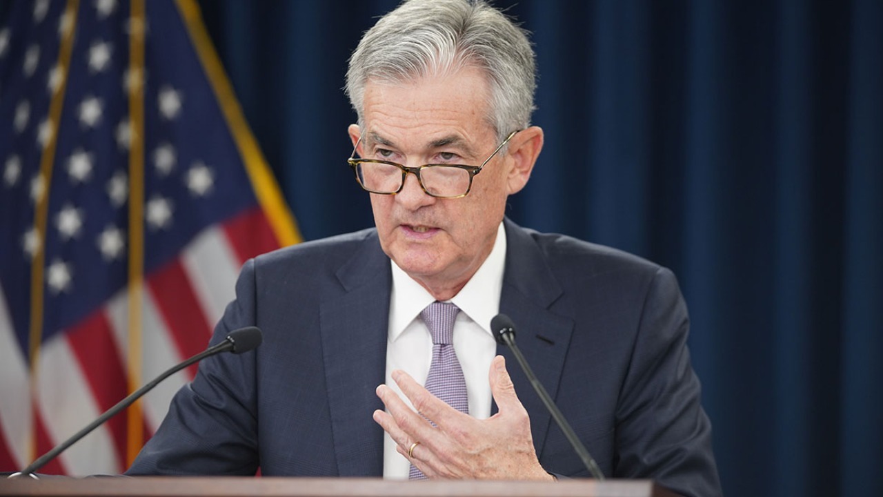 Fed says economy's tiny gains are fueled by rich splurging on luxury ...