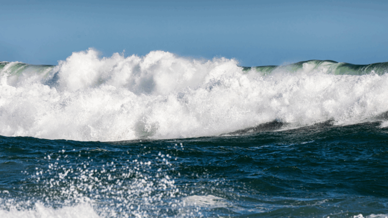 Rare weather warning tells West Coast residents to avoid beaches