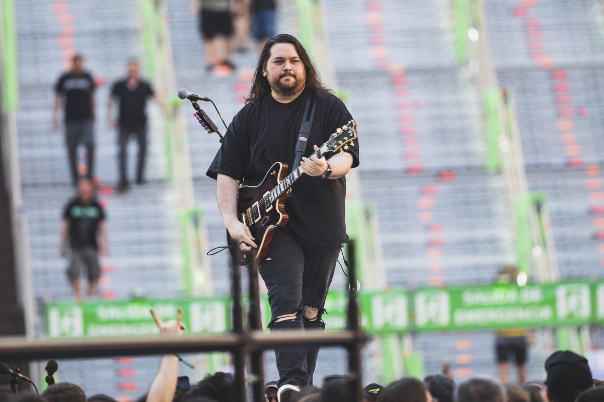 2010s rock star announces tour dates with special guest