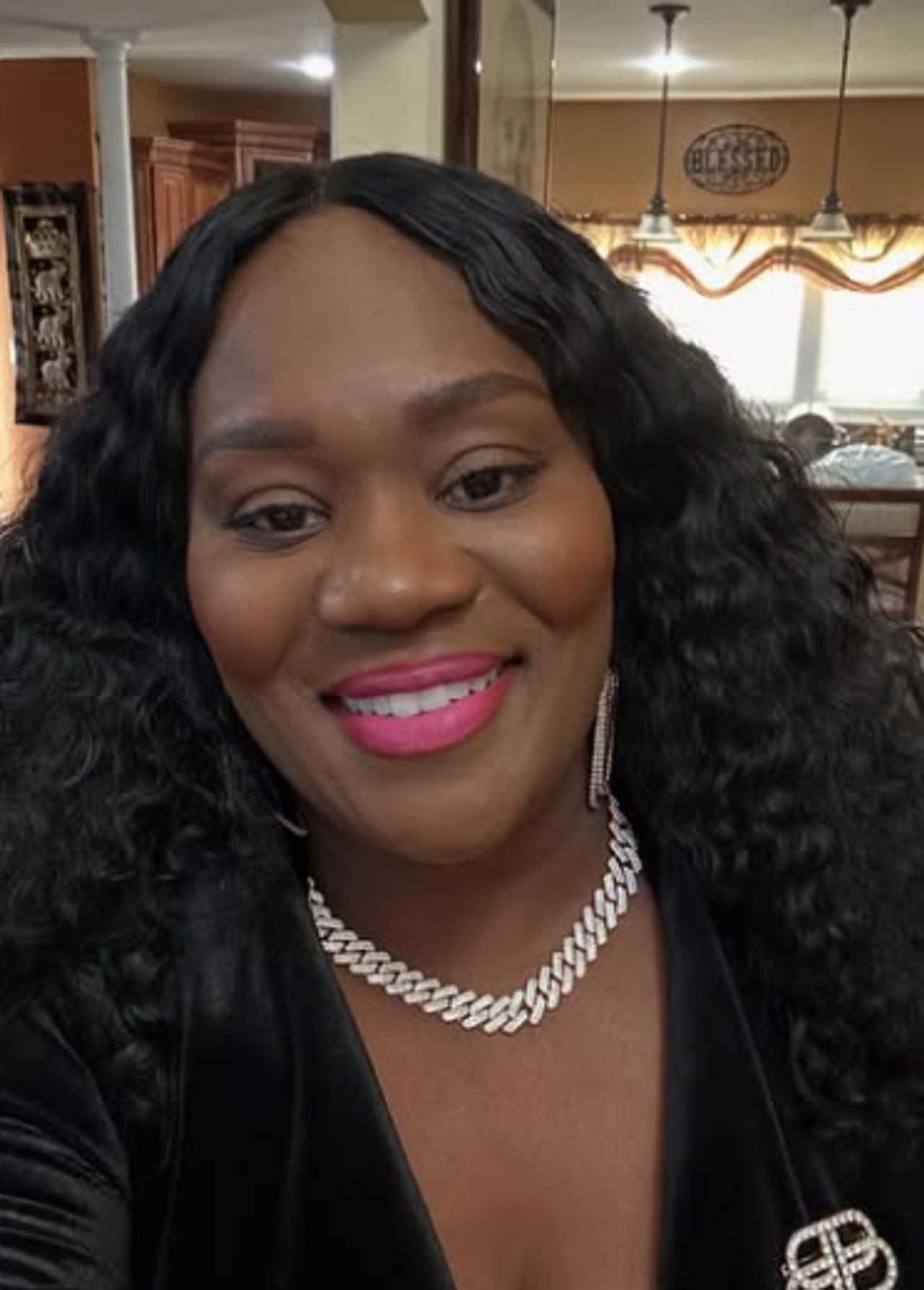 Prosecutor moves to drop charges against AC mayor's wife, principal in ...