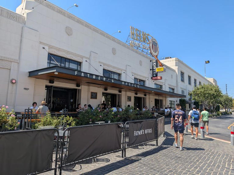 This California burger is worth planning a road trip around