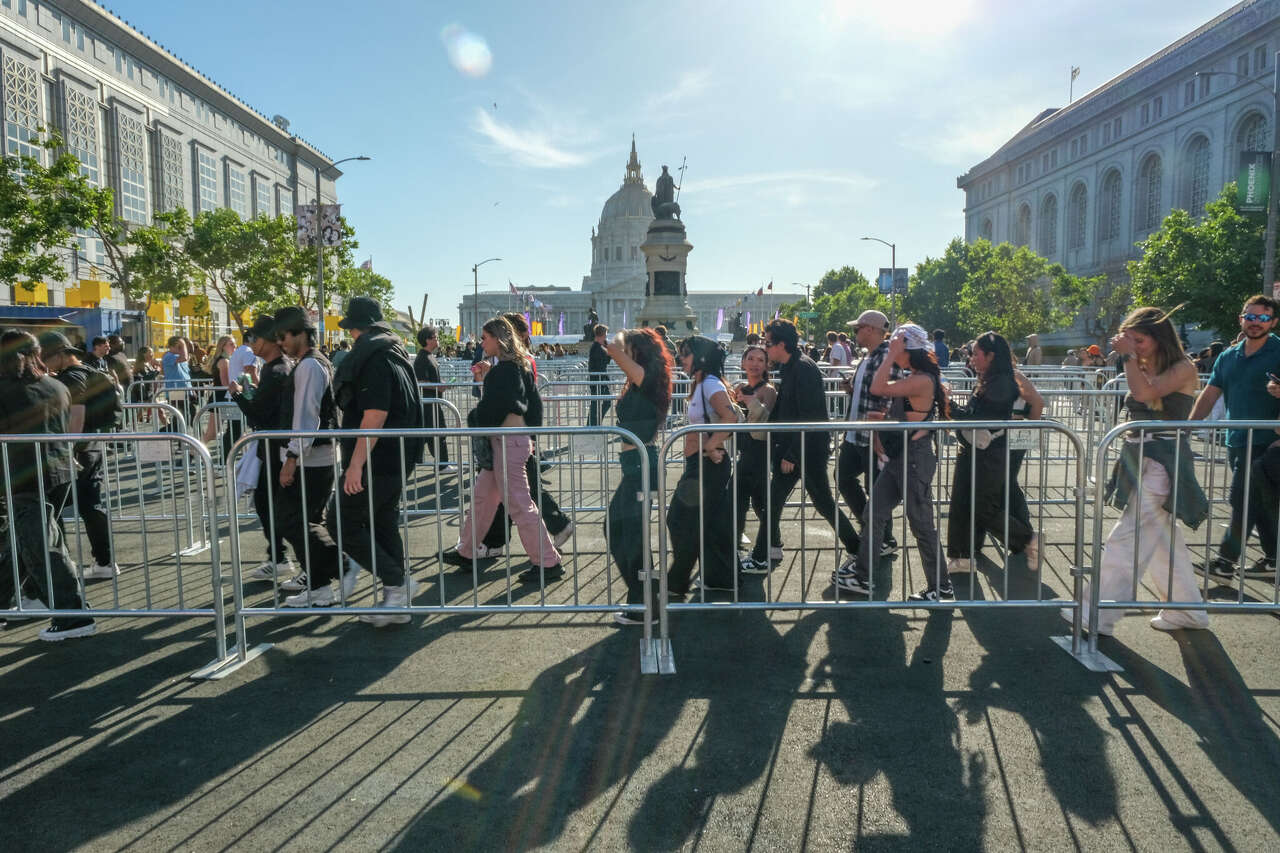 San Francisco aims to draw 140,000 for boxing match, eyeing heavyweight ...