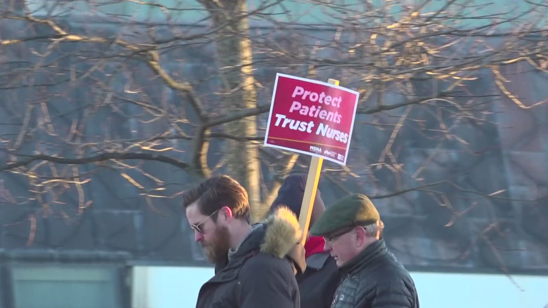 Nurses at EMMC picketing