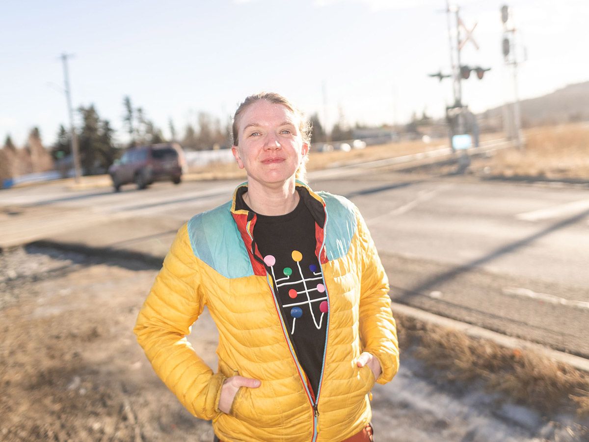 'Treacherous:' Bowness residents rail against 'neglected' train crossing