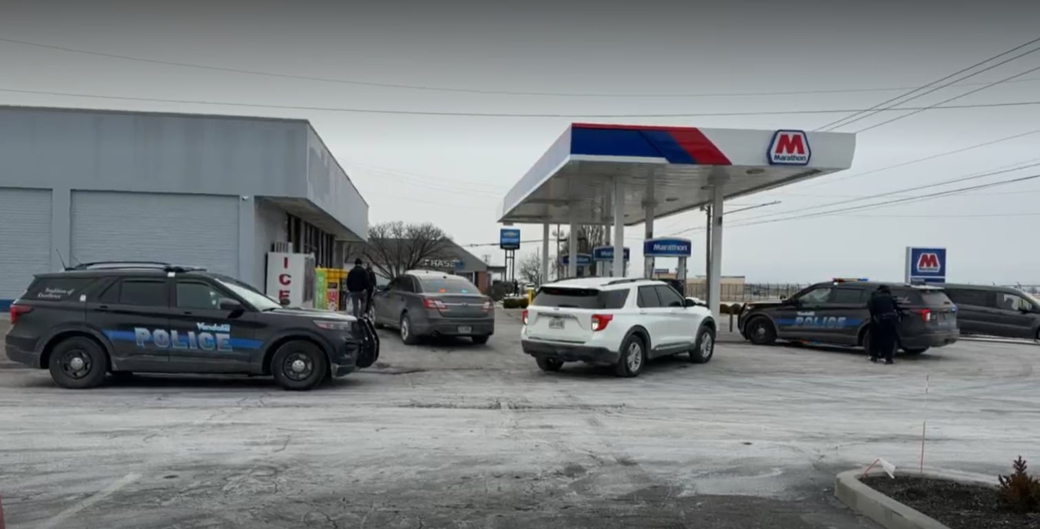Authorities raid local gas station that reportedly sells 'illegal products'