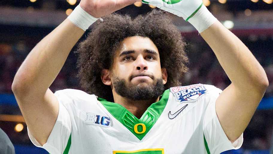 Oregon transfer quarterback Austin Novosad finds surprising new home