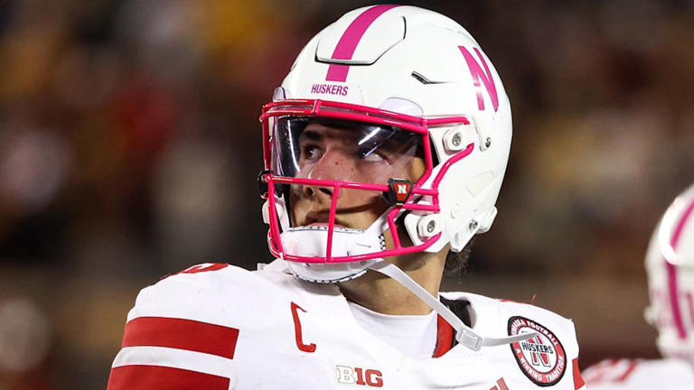Oregon transfer quarterback Austin Novosad finds surprising new home