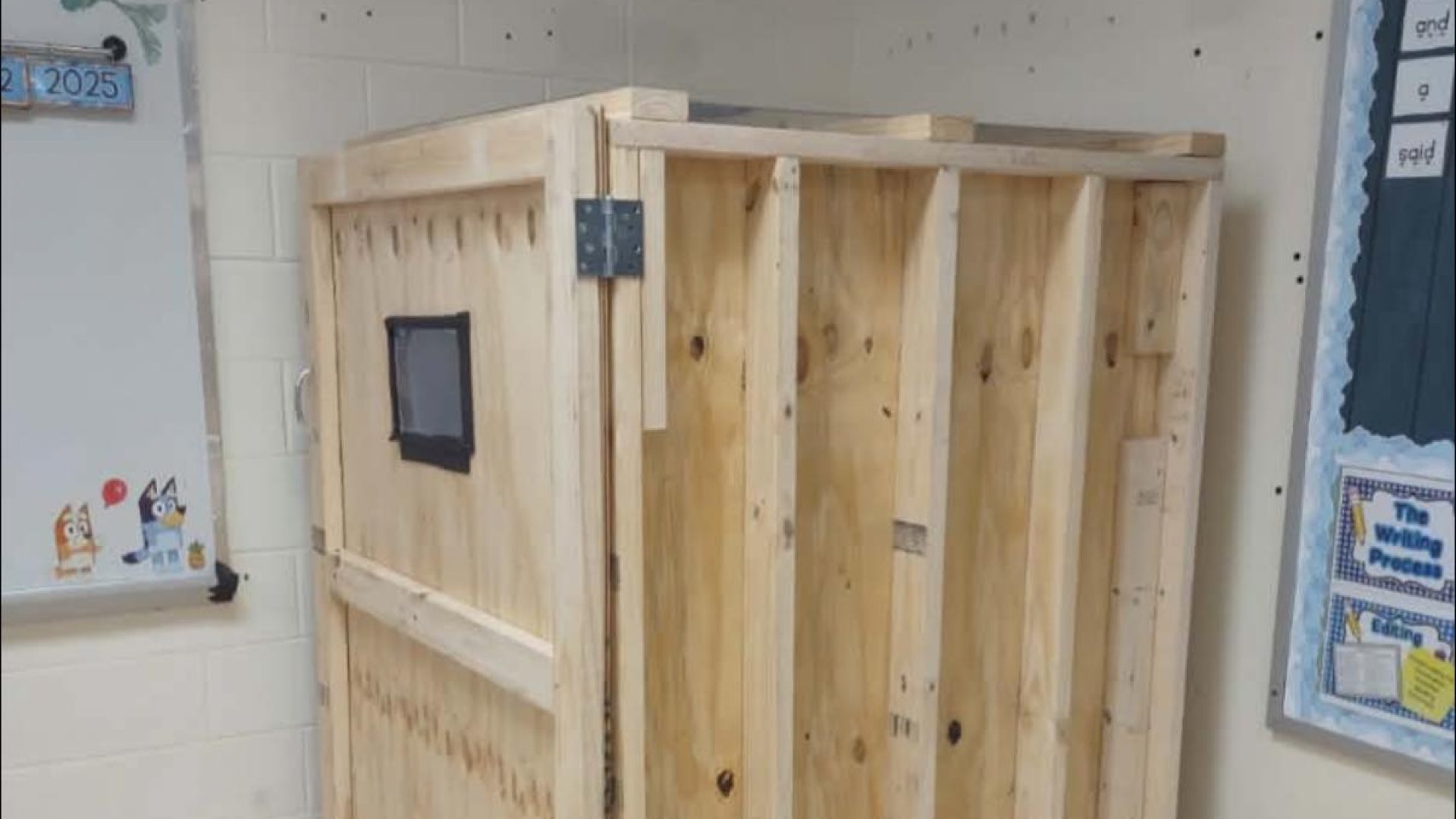 School put non-verbal autistic child in wooden 'calming box,' mom says