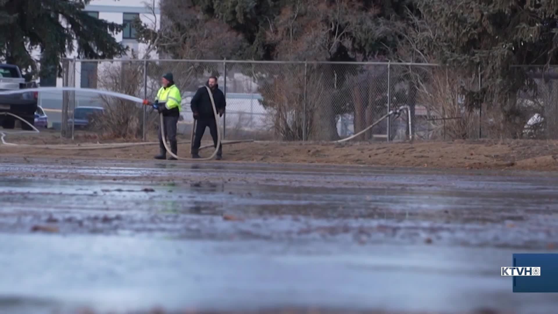 Weather not so nice for the ice: Memorial Park Ice Rink opens