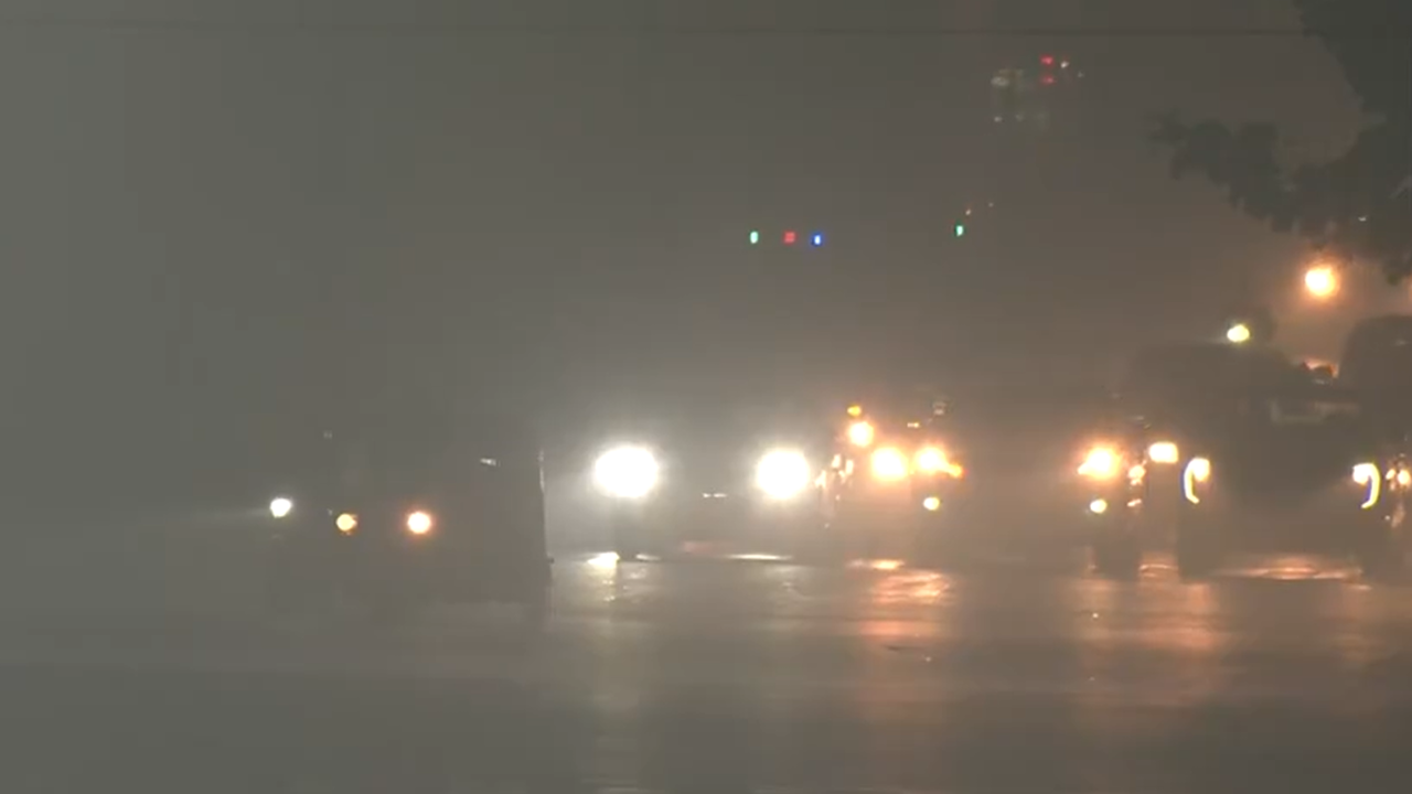 Delhi air pollution: AQI in 'very poor' category; flights delayed amid dense fog