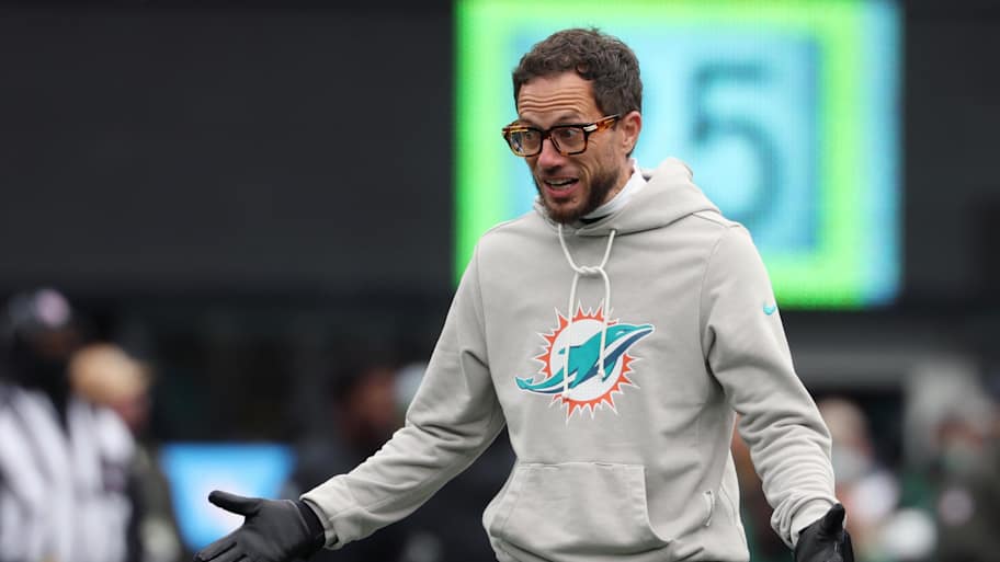 Chargers move one step closer to pairing Justin Herbert with Mike McDaniel