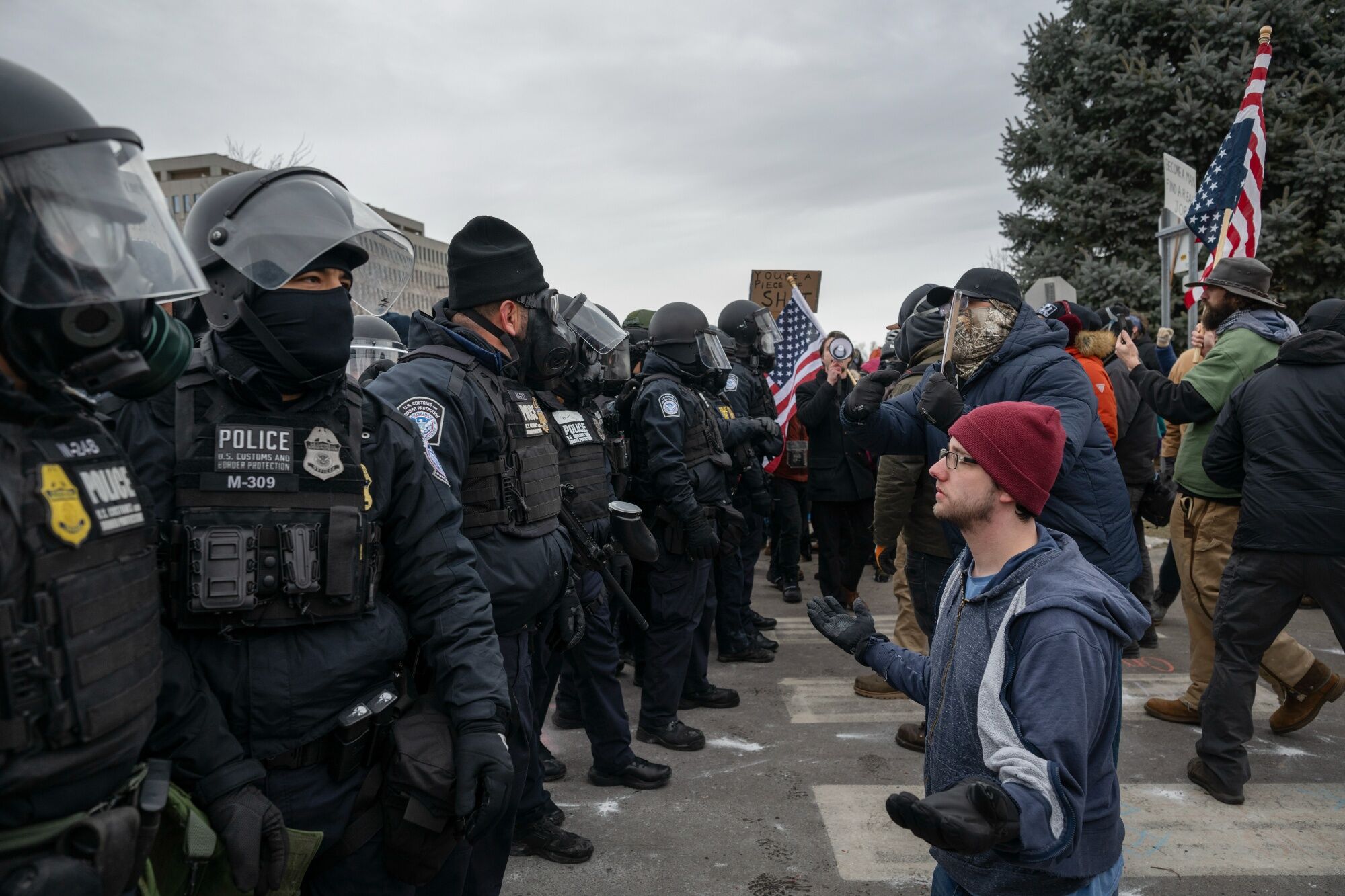 Minneapolis protesters win ruling curbing ICE use of force