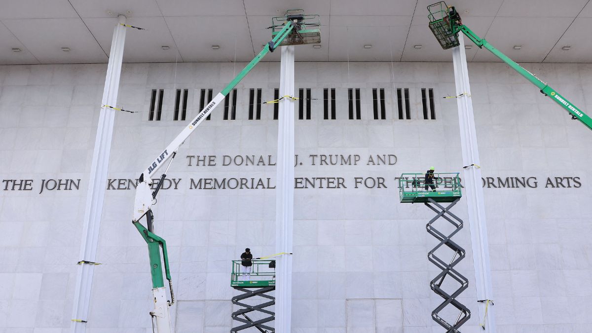 Kennedy Center gala folds
