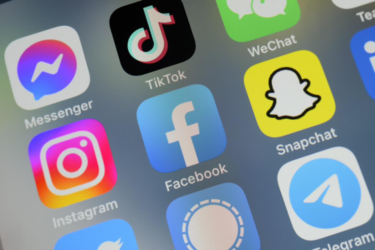 '청소년 SNS 금지령' 한 달… 계정 470만개 삭제됐다