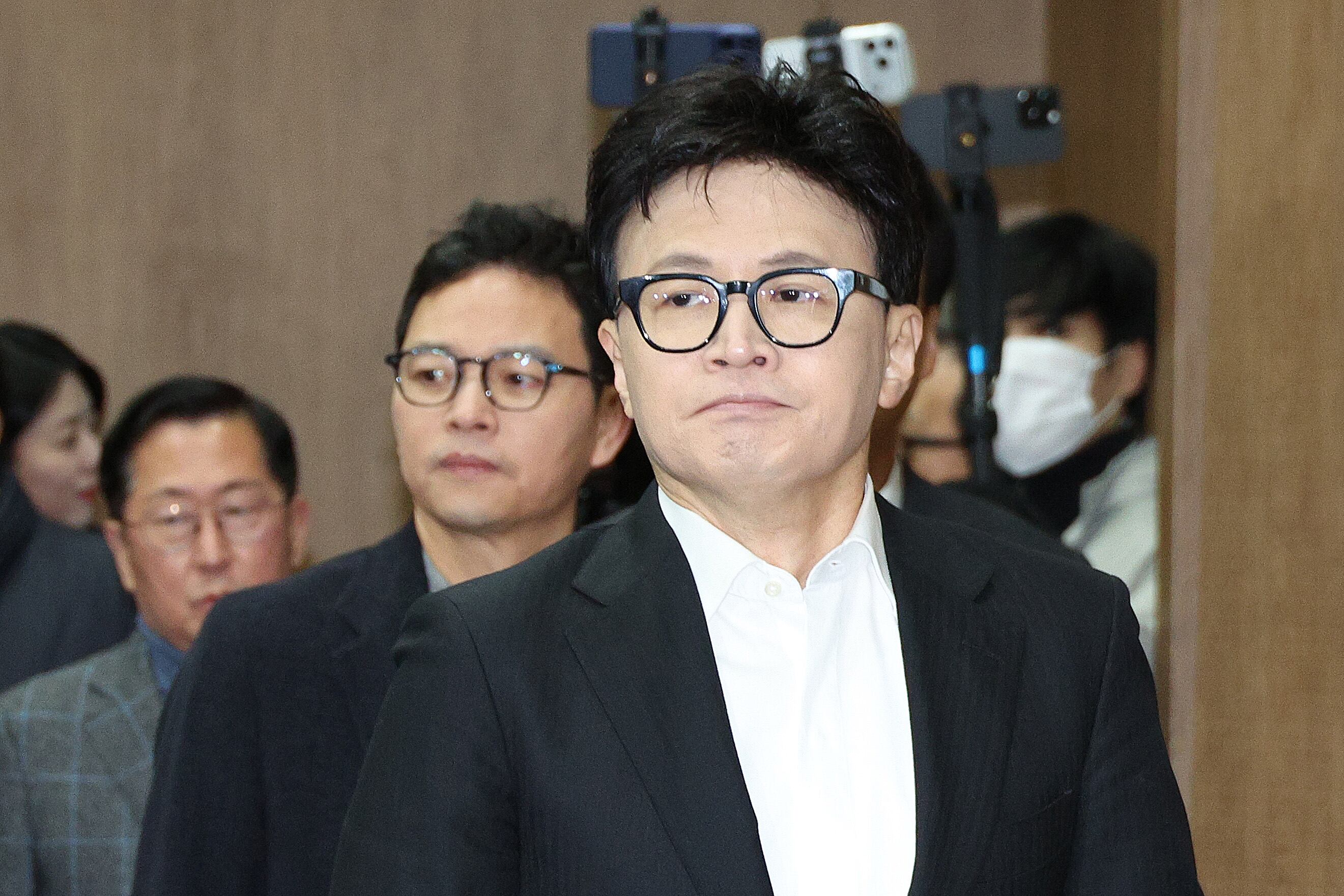 People Power Party suspends Han's expulsion amid apology calls