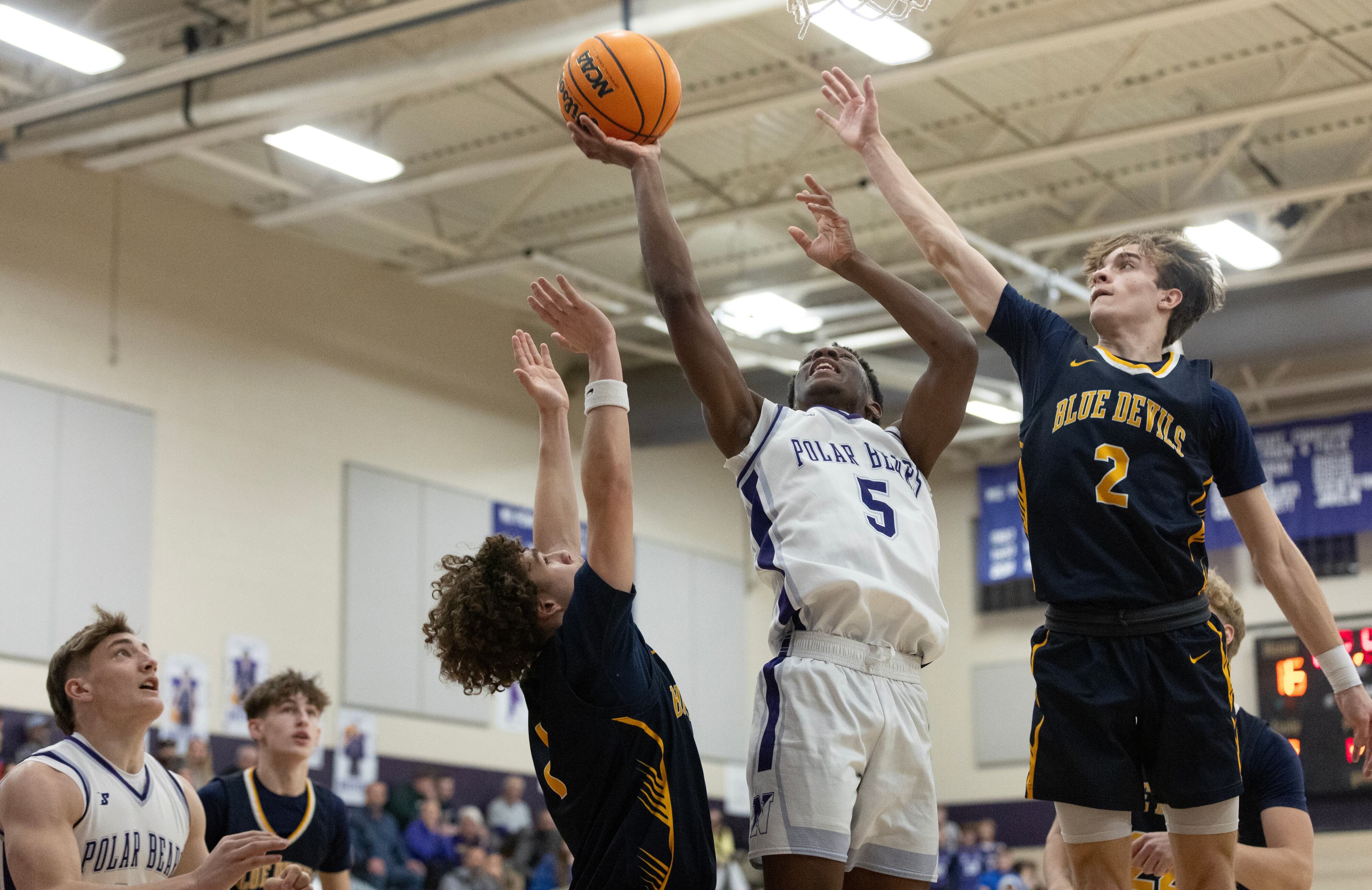 Avery Ewer, Luke Lehman lead Northern fast start to top Greencastle-Antrim