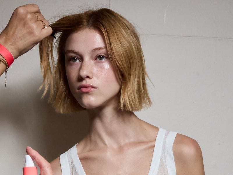 Weder Wella noch Pantene: Diese Schaumfestiger gehören zu den besten im ...
