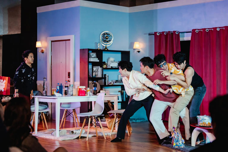 “ครรภ์กู (CURFEW!)” ละครเวทีสุดก๋ากั่น เปิดฉากเขย่าศีลธรรม การันตีความวาย