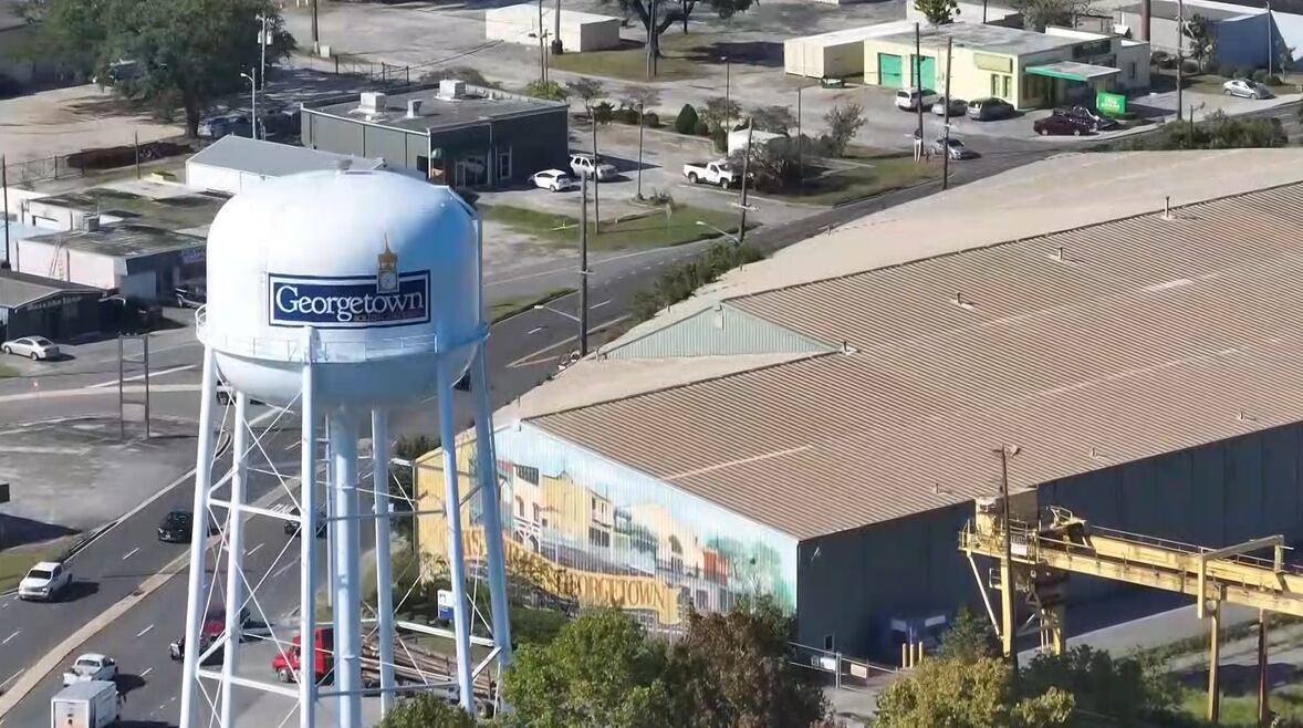 Georgetown City Council passes first reading of six-month re-zoning ...