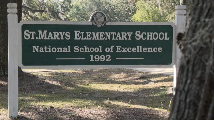 Bat infestation forces St. Mary's Elementary to extend relocation for ...