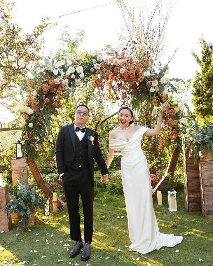 Tóc Tiên thông báo ly hôn