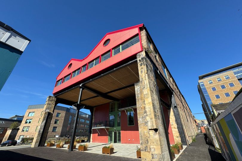 Atom Bank tops £1bn commercial mortgages lending