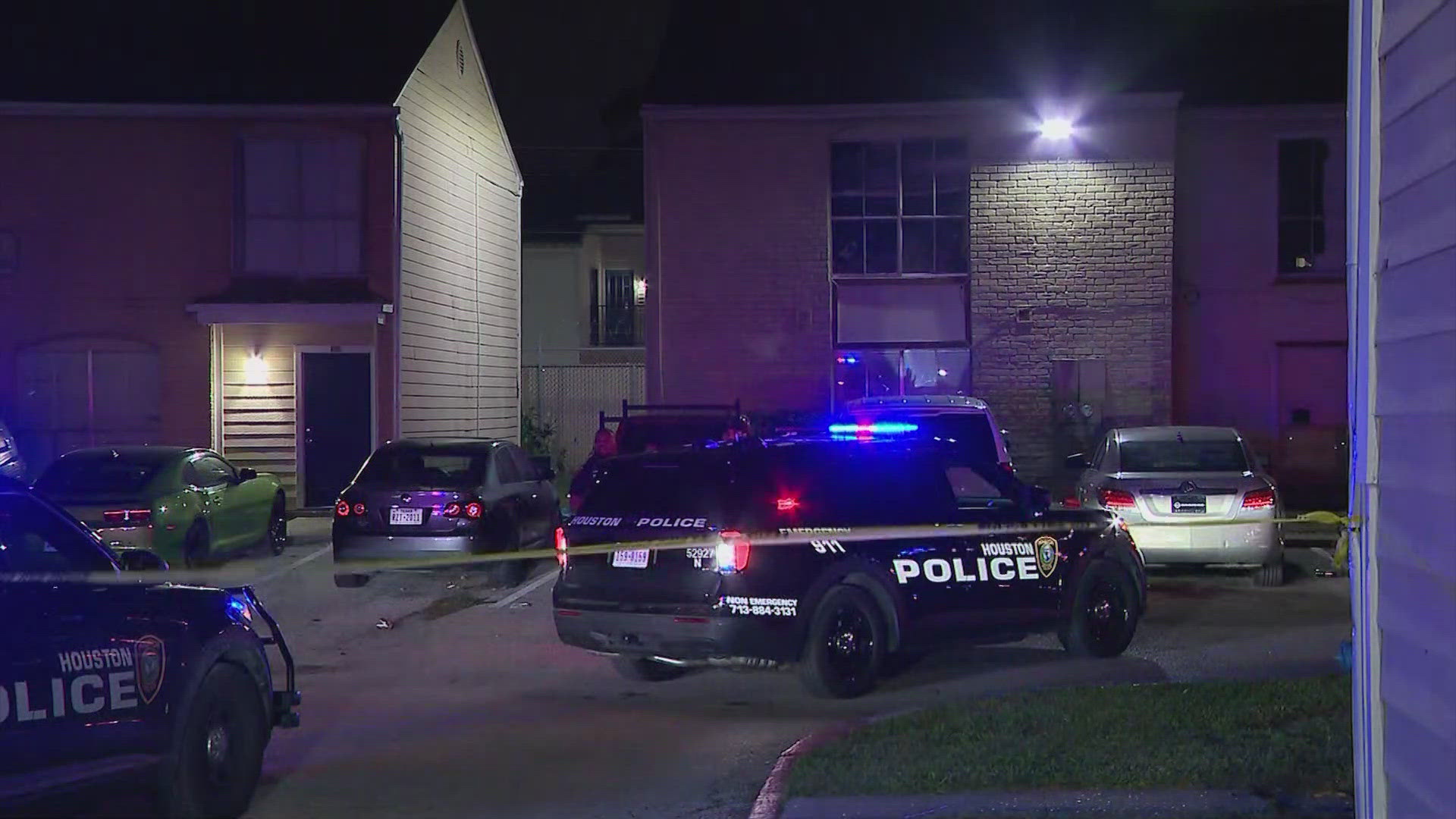 Woman fatally shot at Houston apartment