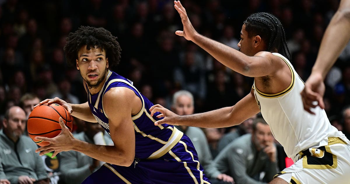 Desmond Claude injury update: Washington guard to step away from on ...