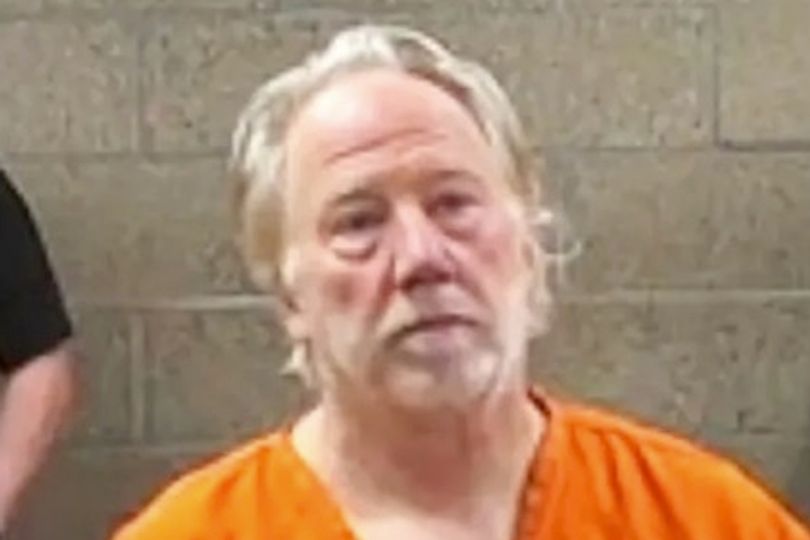 Photos emerge of Timothy Busfield's 'stinky' cabin in disgusting state ...