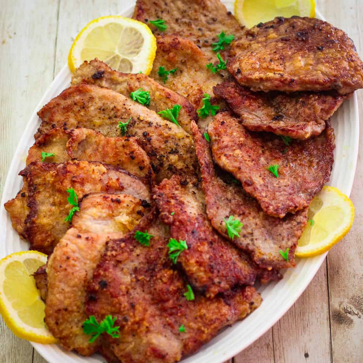 Veal Scallopini (Kotoleta Viçi)