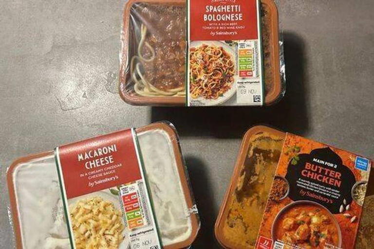 I tried the Sainsbury's most expensive and cheapest ready meals - 1 was ...