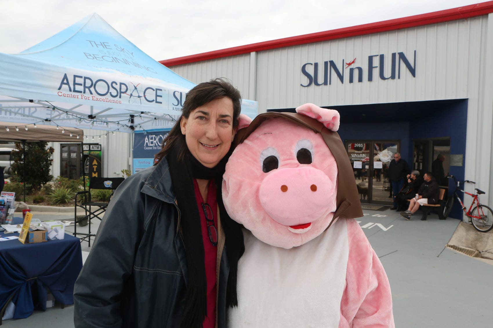 It's barbecue season. Lakeland Pigfest kicks off the competition Jan. 23