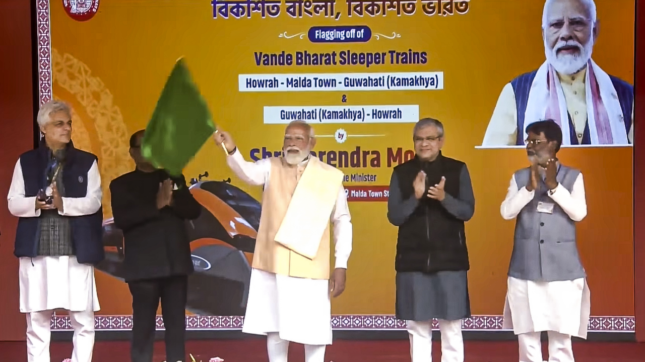 PM Modi launches India’s first Vande Bharat sleeper on Howrah–Kamakhya ...