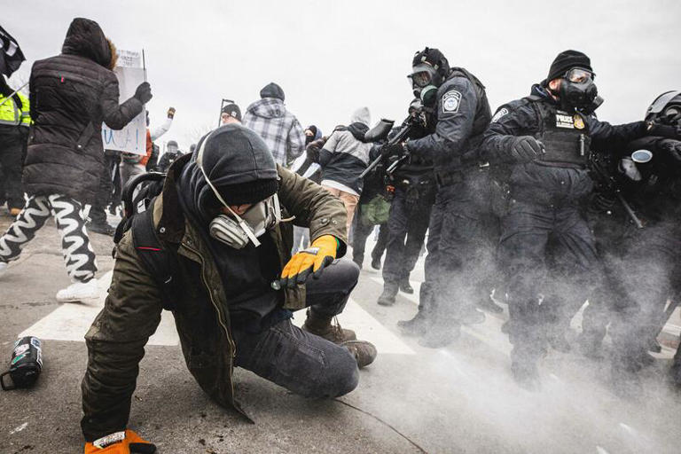 Judge orders ICE agents to stop arresting and pepper-spraying peaceful ...