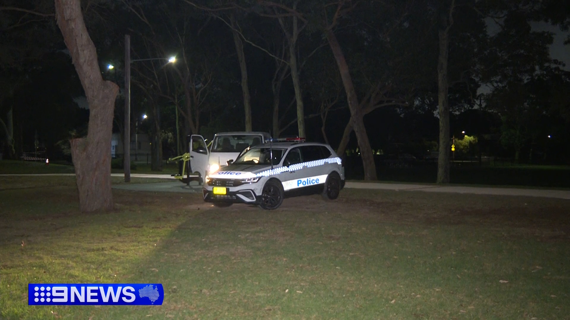 Police officer wedged between two cars in Sydney
