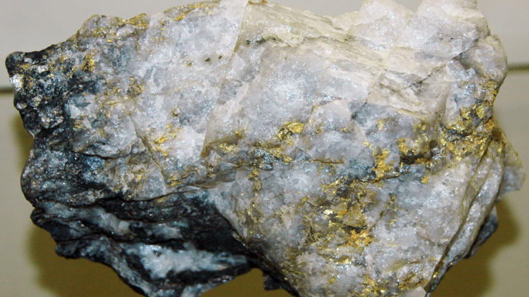 US turns gold mine into a giant fridge for 15,000 tons of argon at -303°F