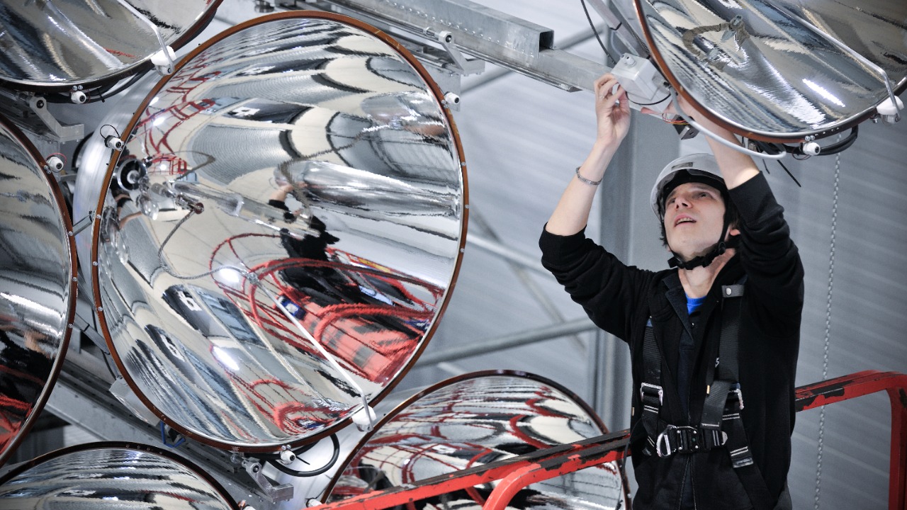 China’s ‘artificial sun’ just did the impossible and scientists are ...