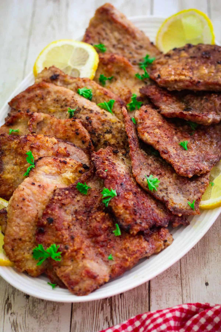 Veal Scallopini (Kotoleta Viçi)
