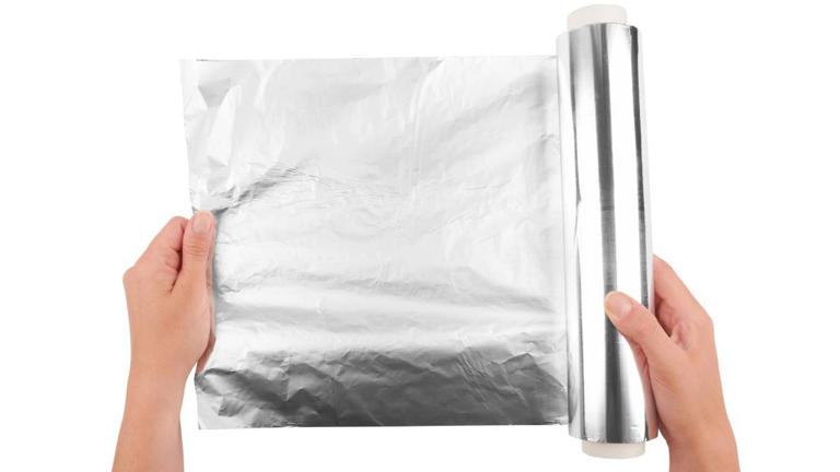 Proč dávat alobal na podlahu v koupelně. Na tenhle skvělý trik nedám ...