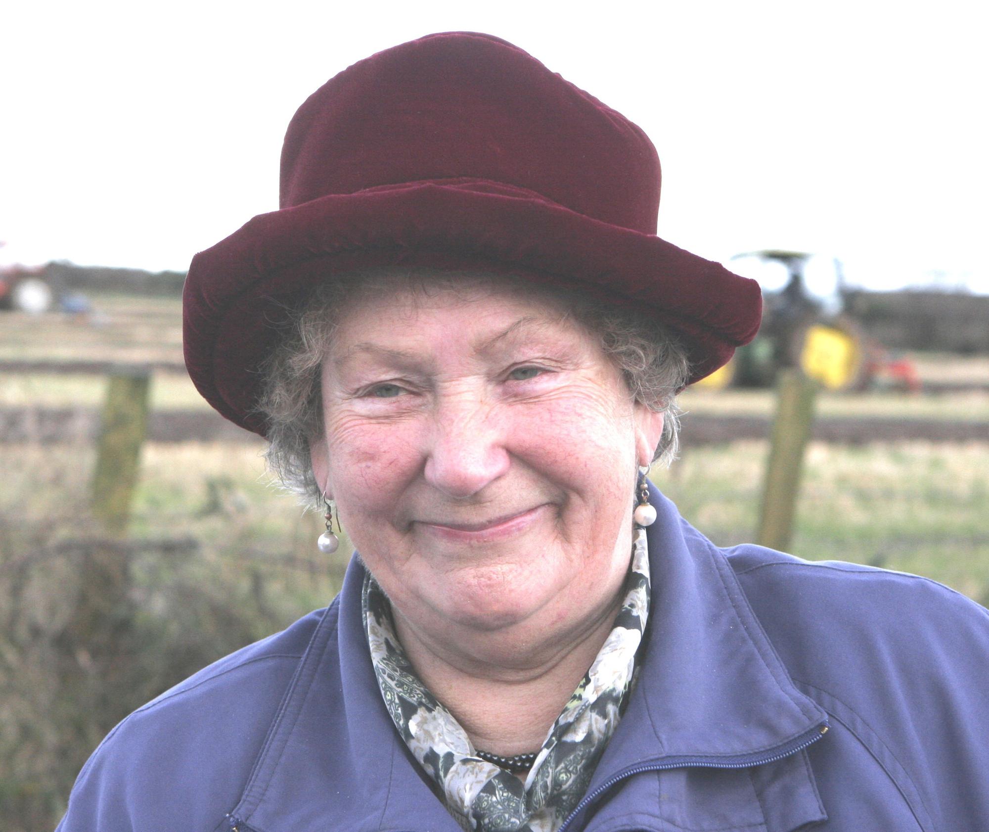 Minister attends the first annual poultry show held at Enniskillen Town ...