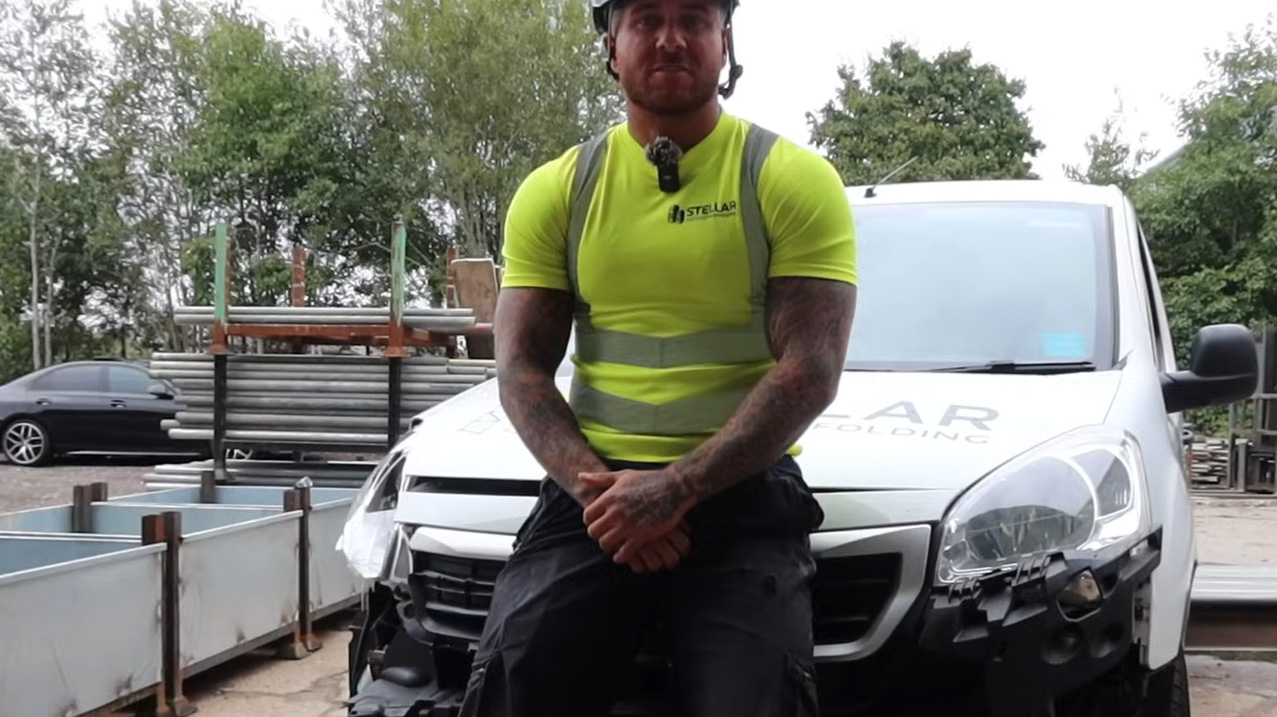 Van accidents and hand injuries in the site