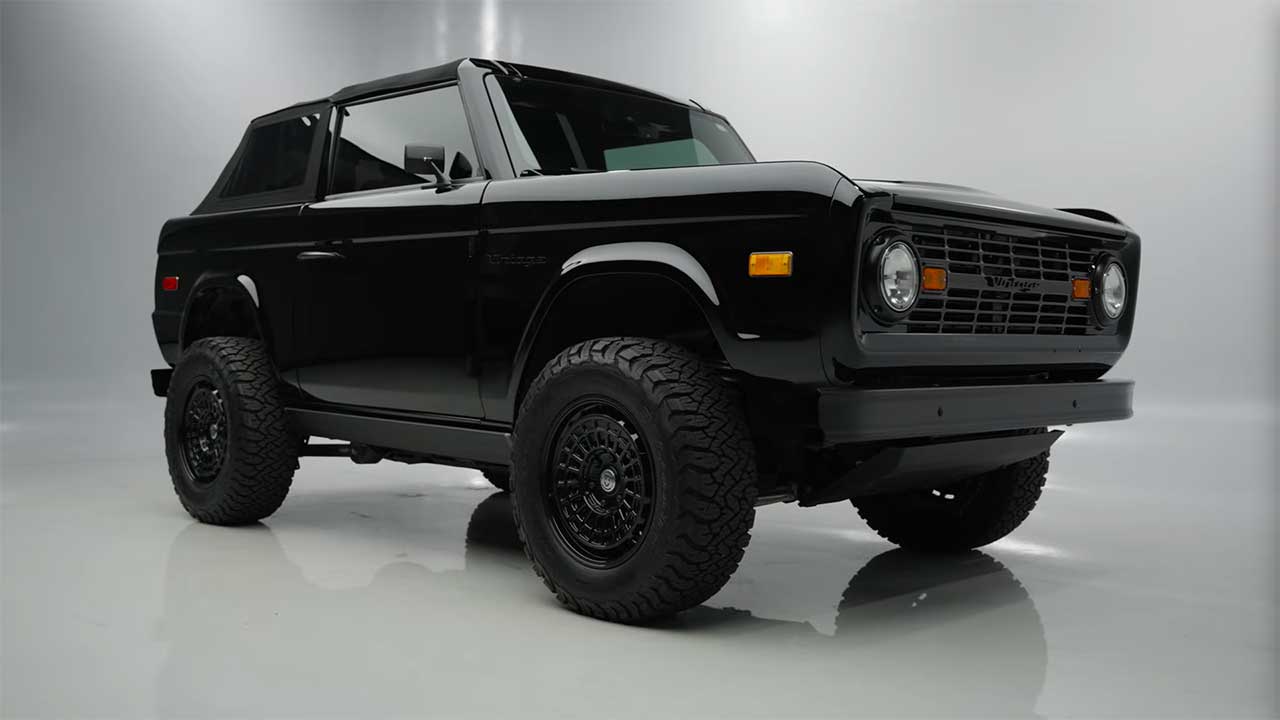 Kevin Hart’s custom Ford Bronco hits auction with $0 reserve and wild ...