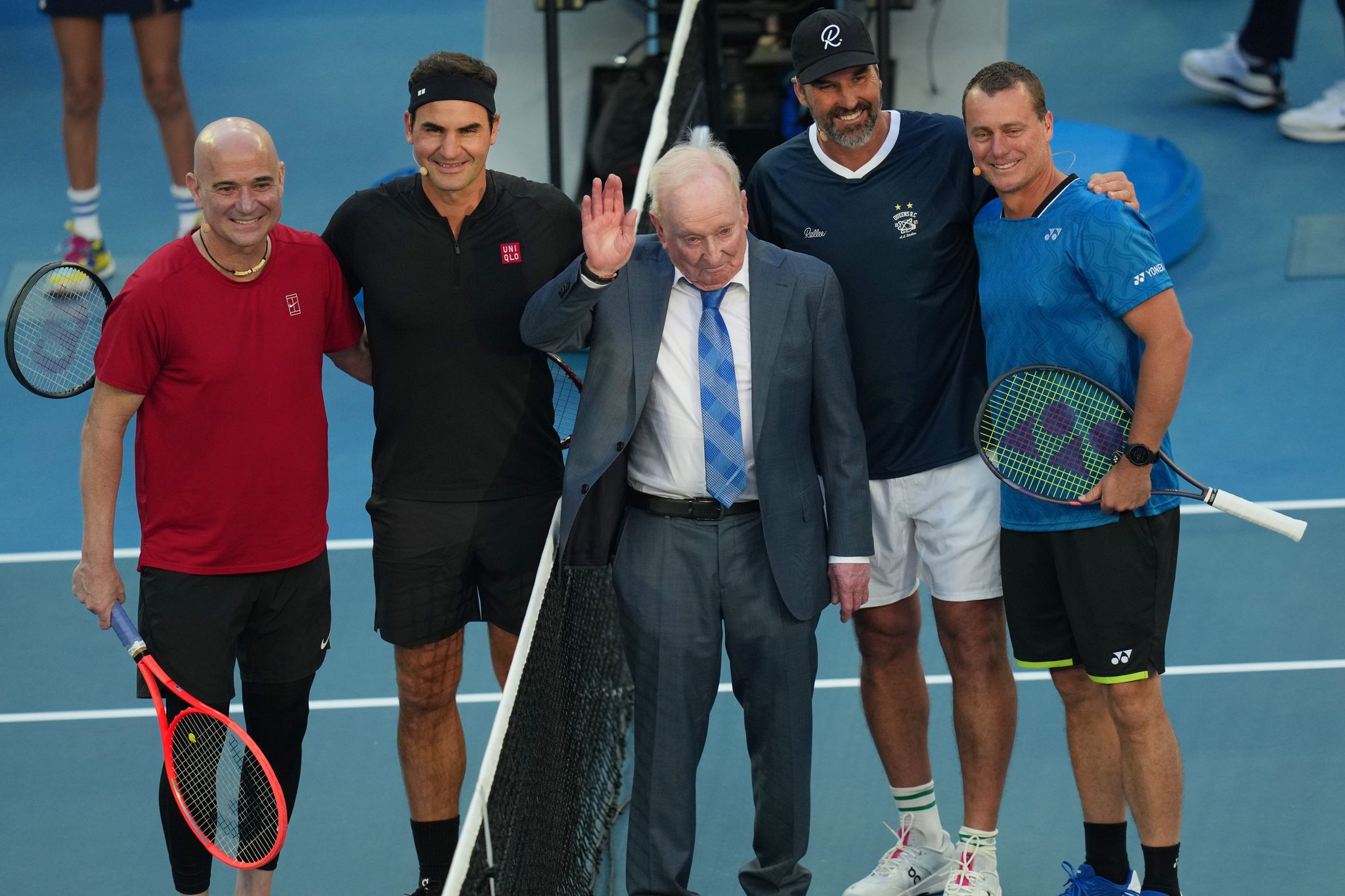 Das Showmatch mit Agassi, Federer, Hewitt und Rafter bei Australian ...
